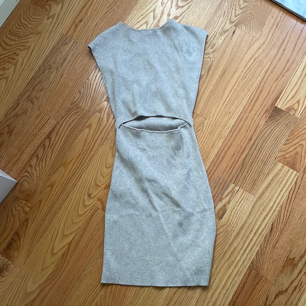 Aritzia Wilfred Free Front Cut Out Dress - Gem